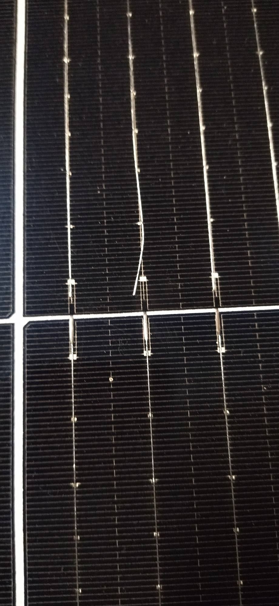 Loose wiring on solar panel - HiKu7 600W Canadian solar - Solar Power ...