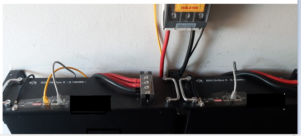 Mounting rack batteries against wall vertically (Shoto SDC10-Box5 ...