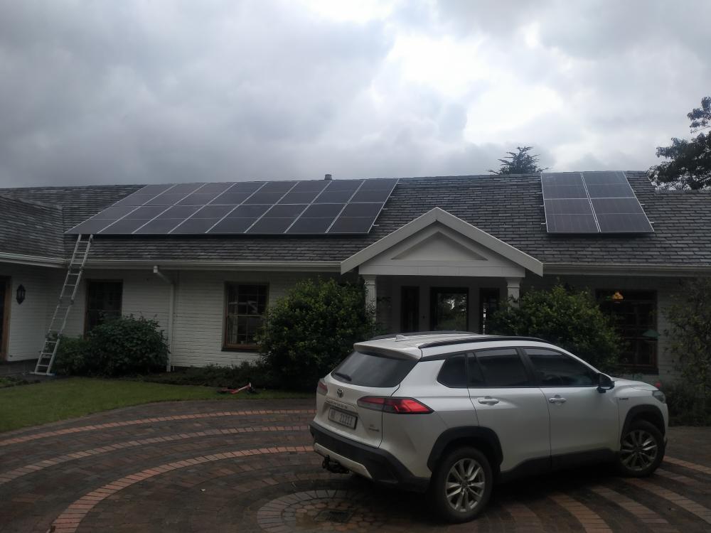 Slate roof operations & Sunsynk 12kW 3phase. 20 x 480W Longi as well as ...