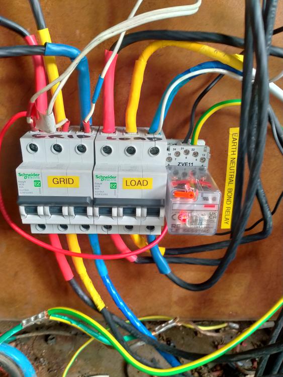 Slate roof operations & Sunsynk 12kW 3phase. 20 x 480W Longi as well as ...