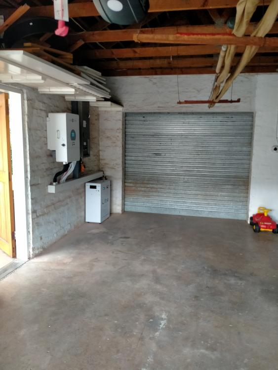 Slate roof operations & Sunsynk 12kW 3phase. 20 x 480W Longi as well as ...