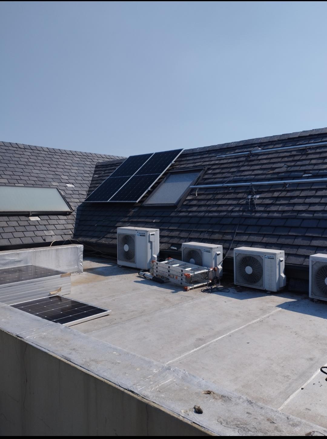 Slate Roof operations in Midrand, 12kW Deye, 14 x JA Solar 555W Monos ...