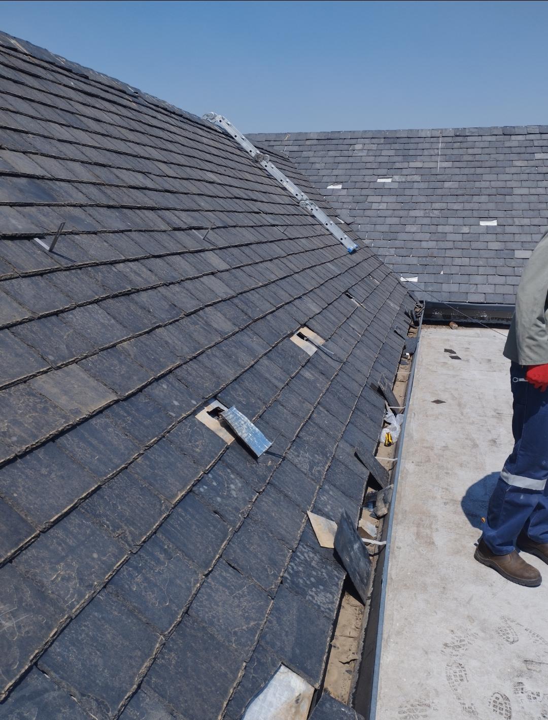 Slate Roof operations in Midrand, 12kW Deye, 14 x JA Solar 555W Monos ...