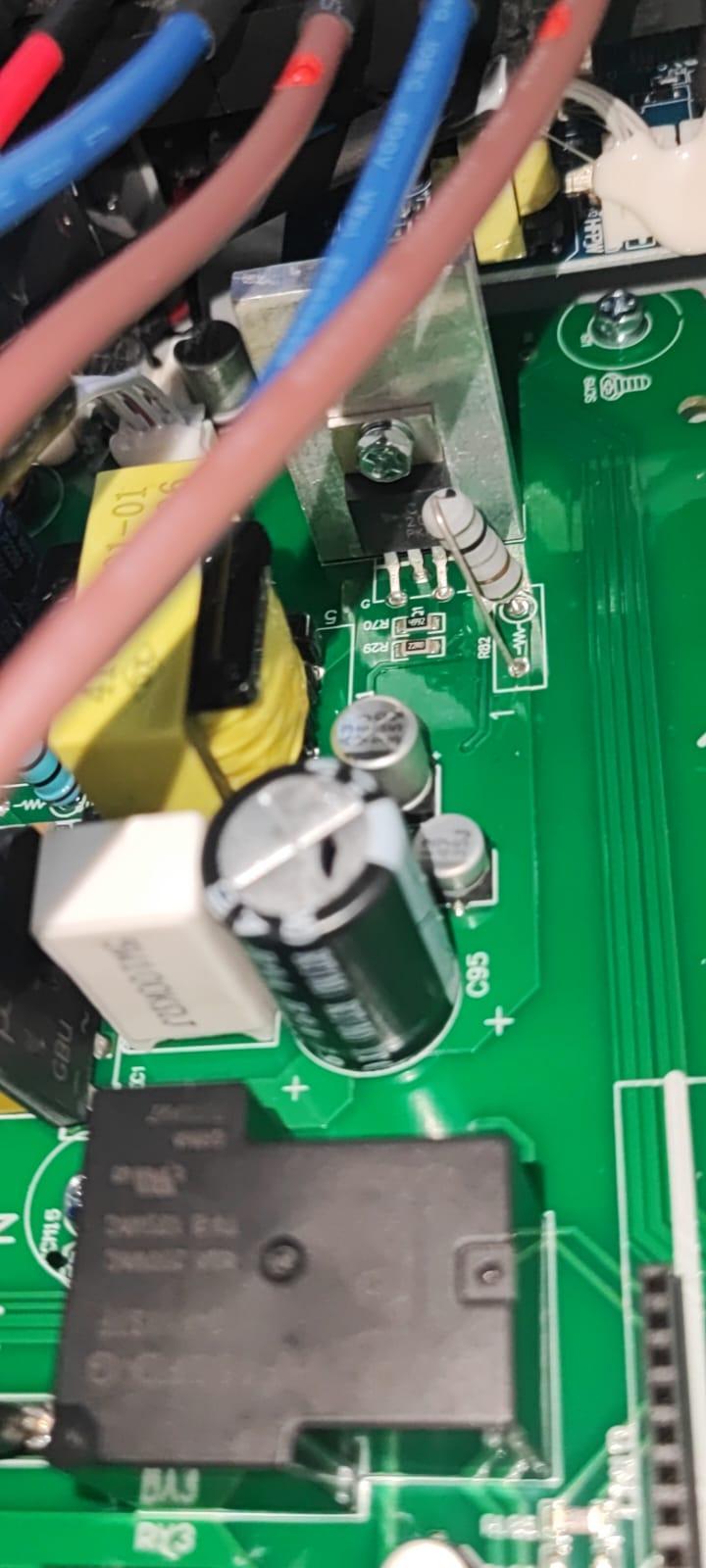 ECCO 3.Kw\3.5Kva HIN3500 Inverter Pin Out for RS232 - Accessories ...